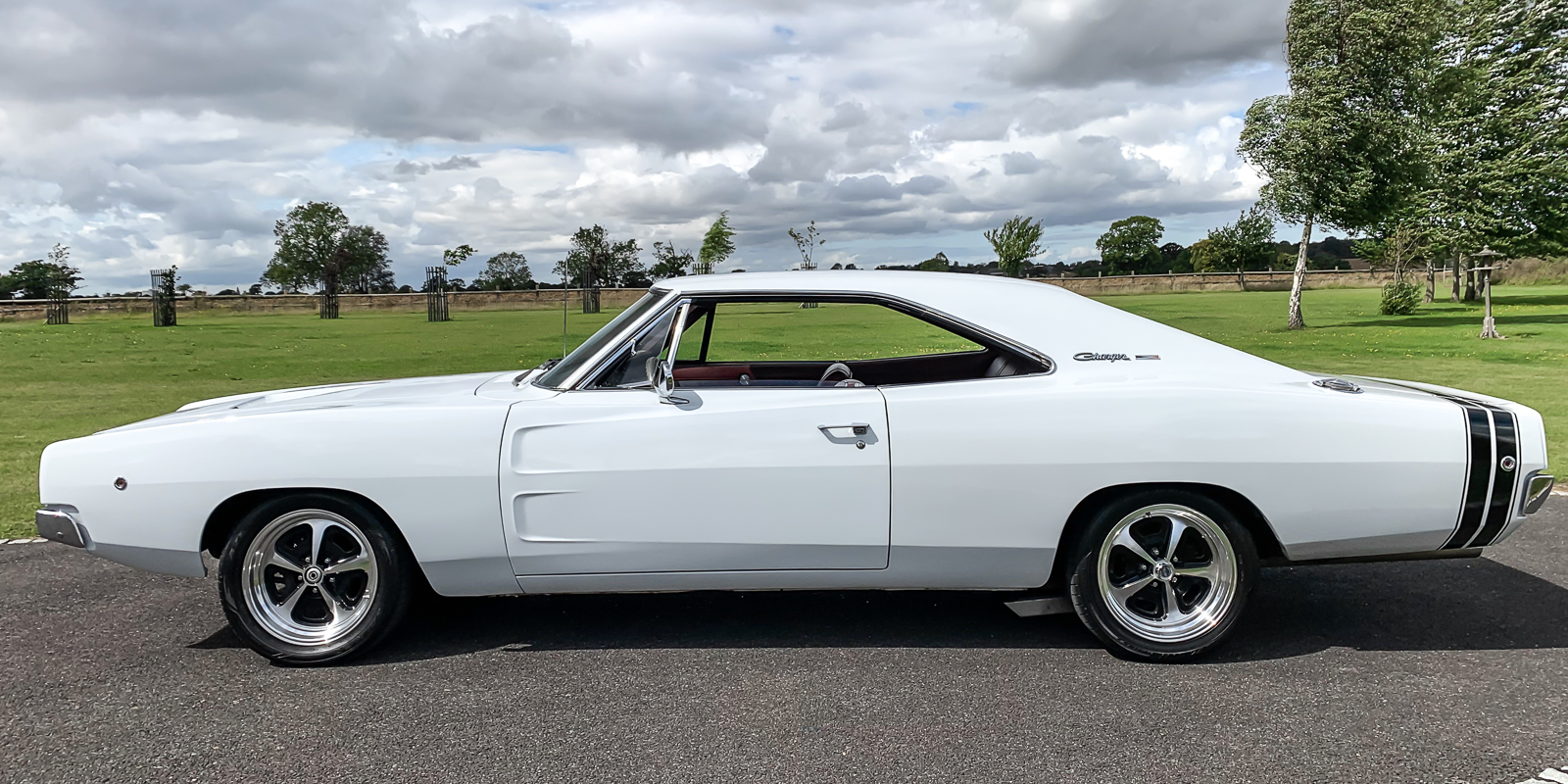 Dodge Charger 1968 in White - Alastair Bols