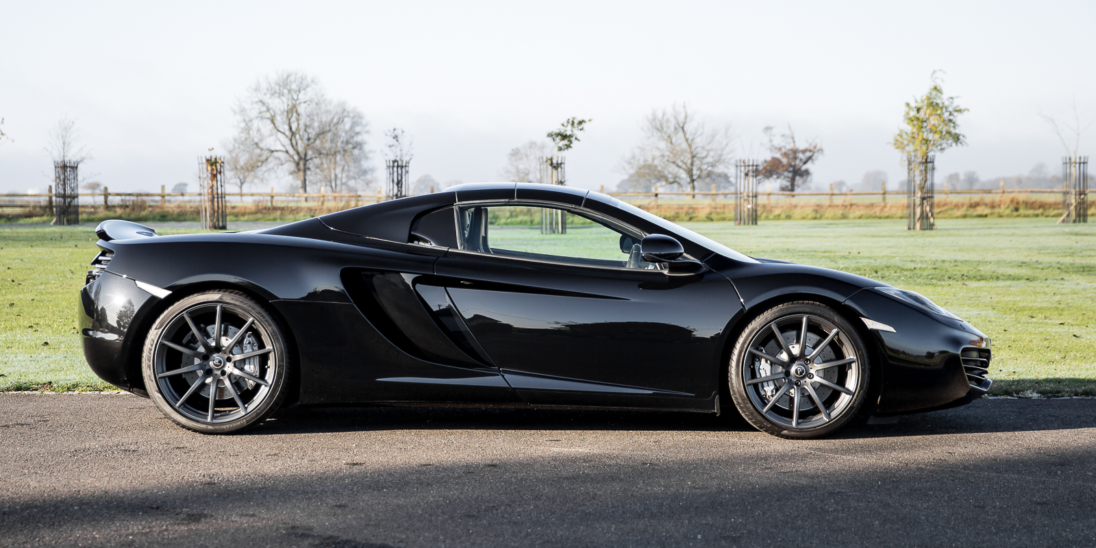 Black Mclaren 12c Spider Mc Laren Mp4 12c Spider Tweedehands Zoeken